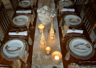 A Glitzy Gold Penguin Table | Entertablement