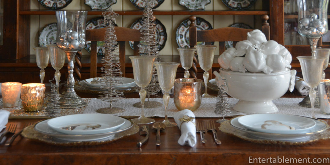 A Glitzy Gold Penguin Table | Entertablement