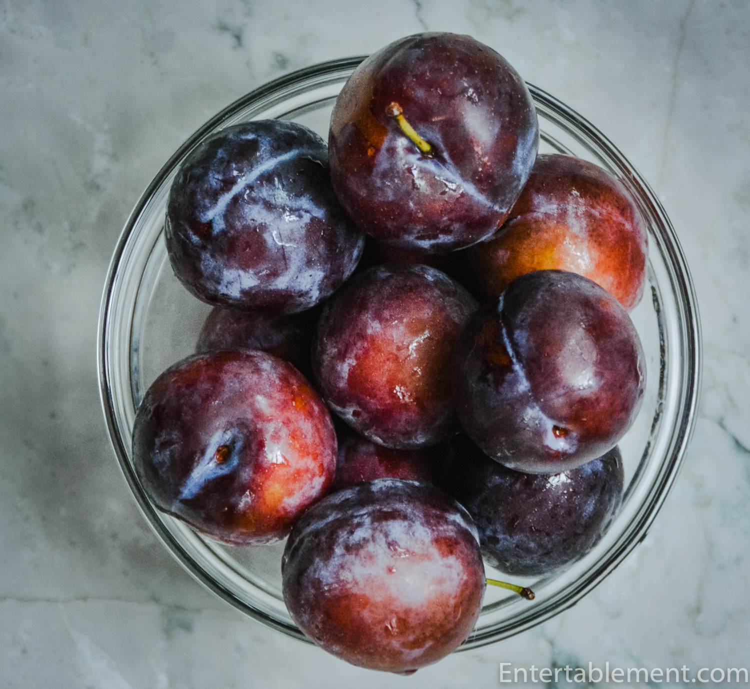 Plum & Peach Crumble - Entertablement